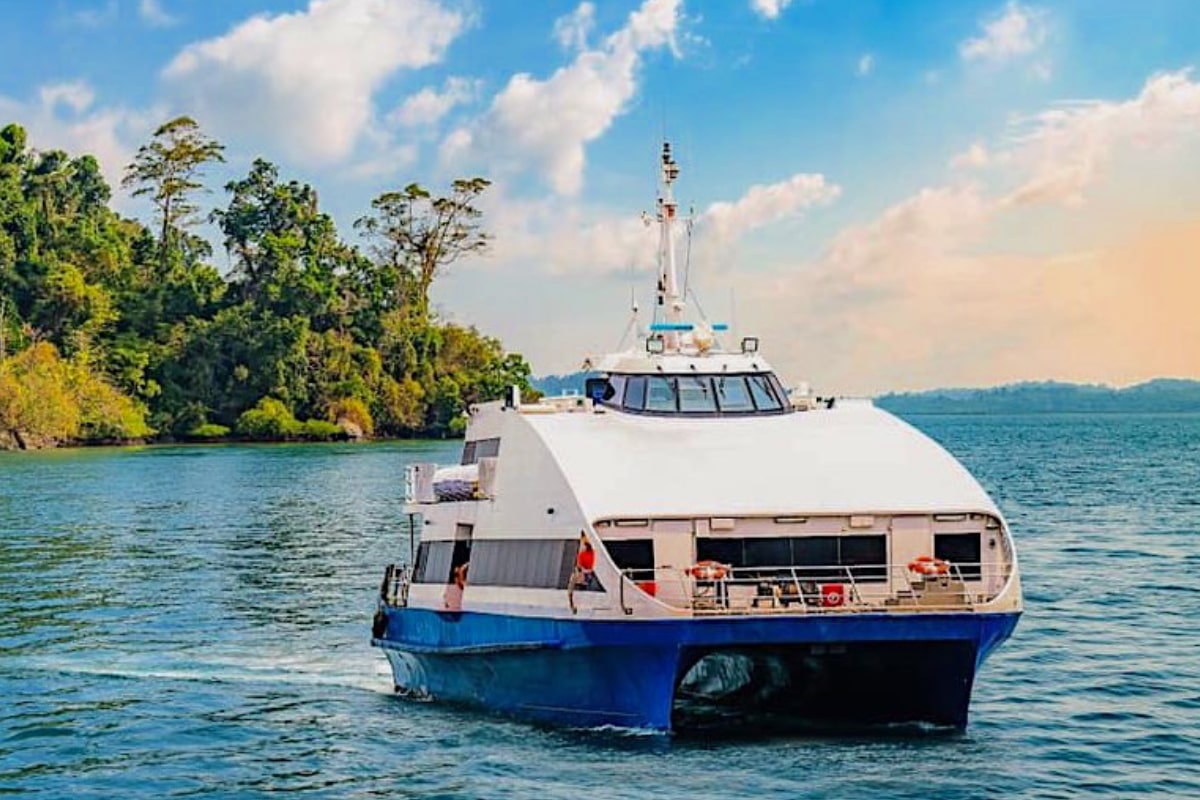 Book Makruzz Pearl Ferry Ticket @1,500/-pp